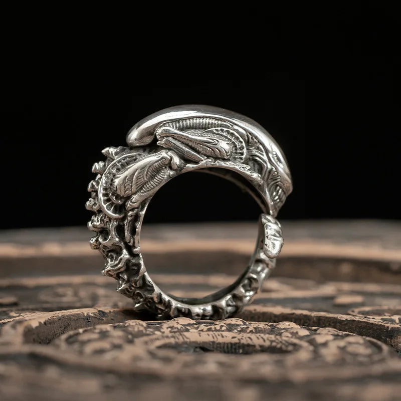 Alien Xeno Ring – Parkway Southern